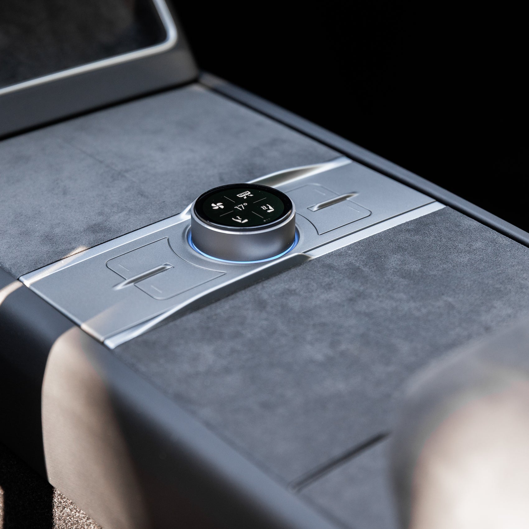 Tesla Model Y 2025: S3XY-Knob